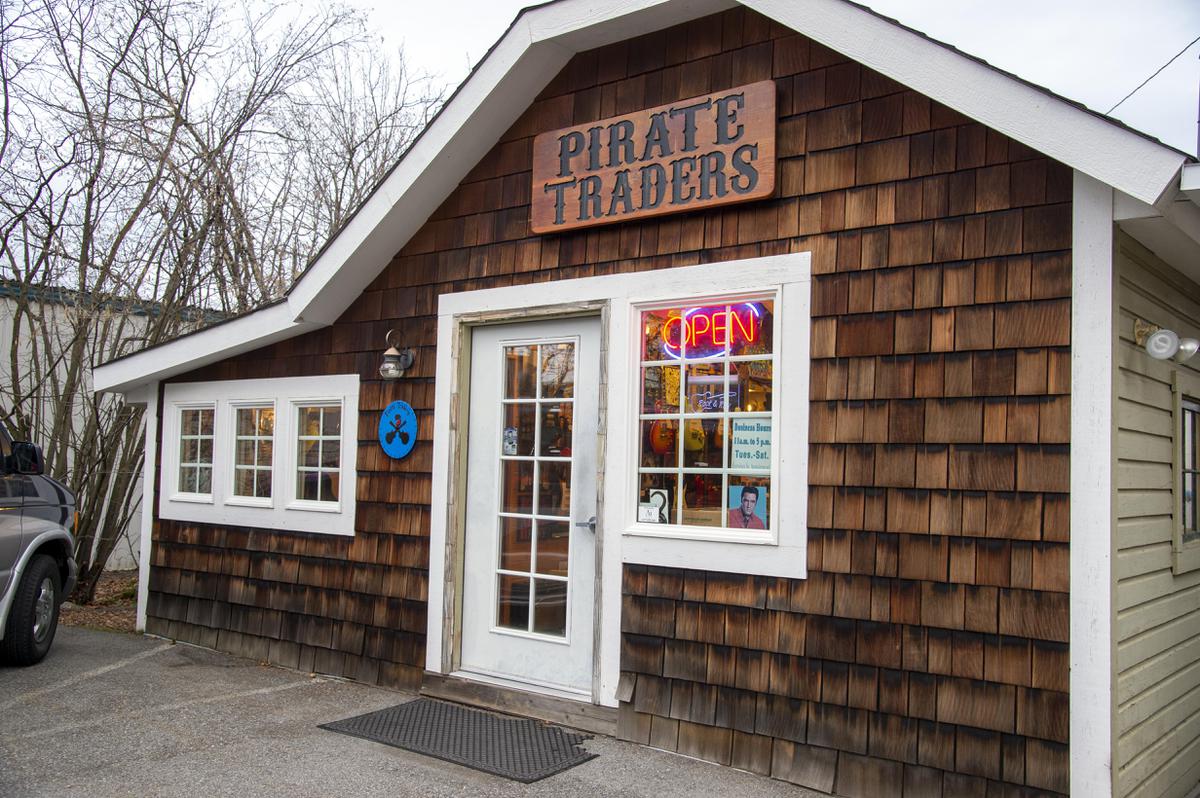 Family-owned music stores keep Spokane sounding good – Amend Music Center